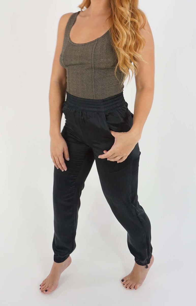 Vintage Metallic Tank – Fly Thread